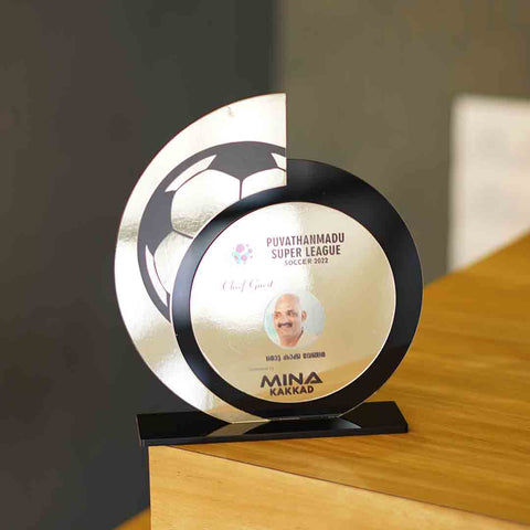 Customized Mementos for Chief Guest – Orbiz Creativez